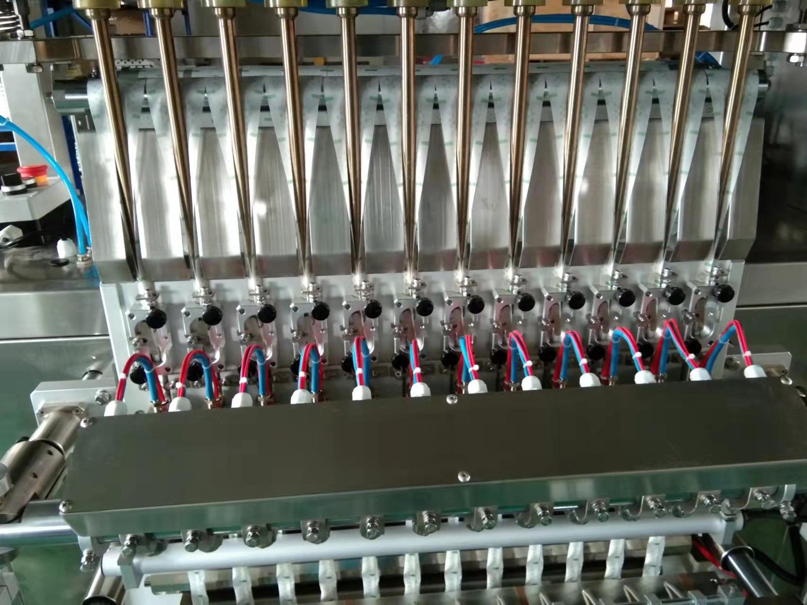 Multi Lane Stick Pack Machine - PackwayTechno